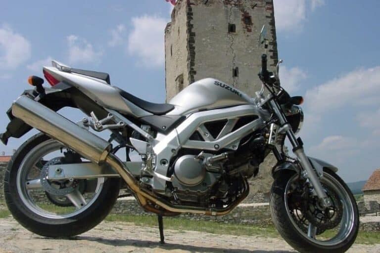 How Many CC Motorcycles For Highway? (Different CC Engines Compared)