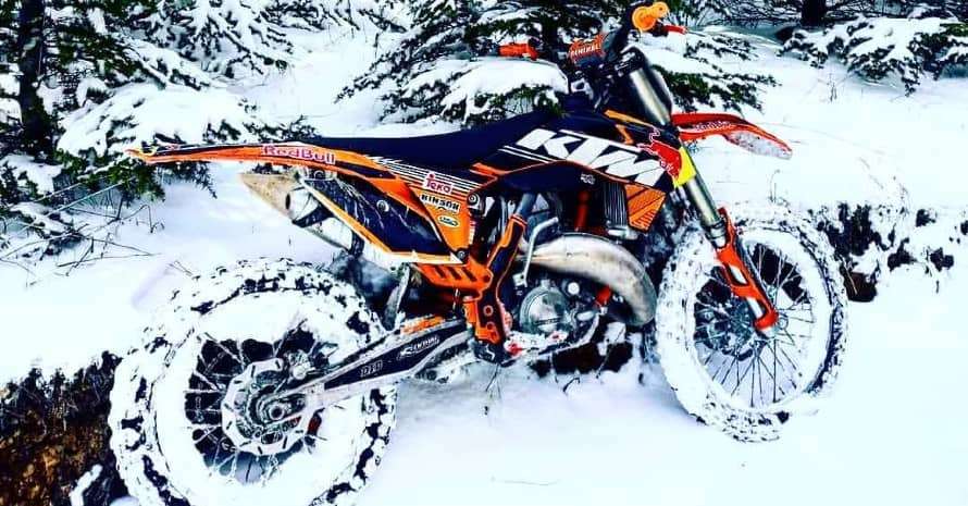 Can You Ride Motorcycle In Snow?